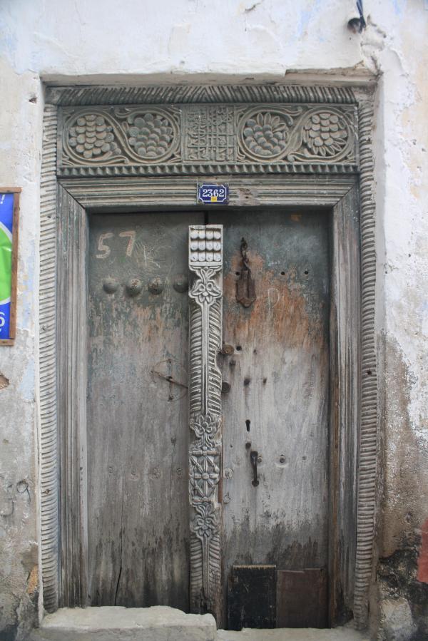 Zanzibar Doors – A Closer Look at Stone Town’s Wooden Masterpieces ...