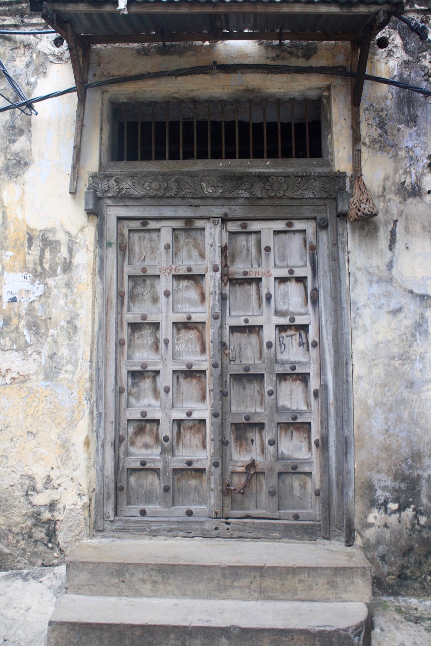 Zanzibar Doors – A Closer Look at Stone Town’s Wooden Masterpieces ...